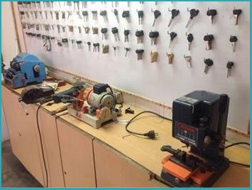 Riverton Locksmith Store Key Makers Near Me Riverton, NJ